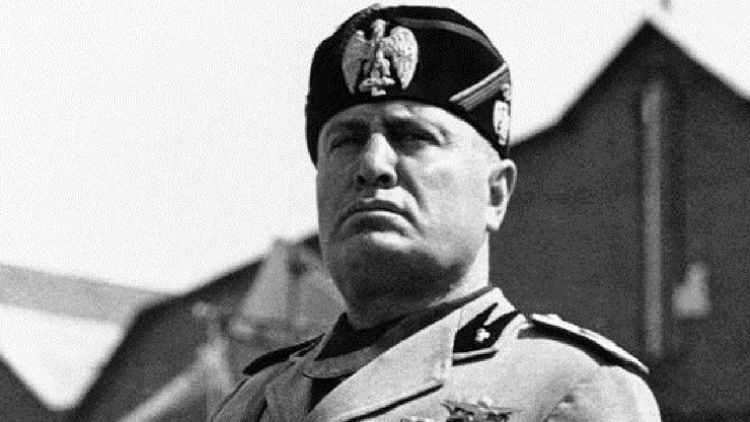 "Sono tornato", il film su Benito Mussolini in uscita al Cinema