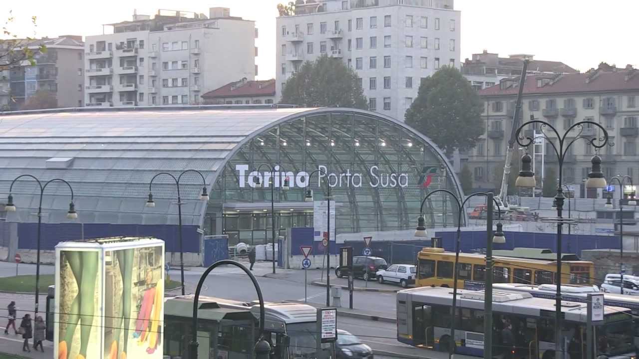 Ragazza investita dal treno in arrivo a Torino Porta Susa