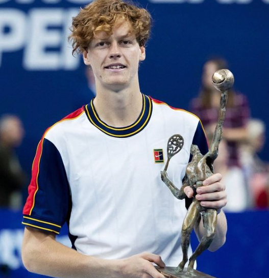 Chi è Jannik Sinner? Biografia, carriera, altezza, Instagram e ...